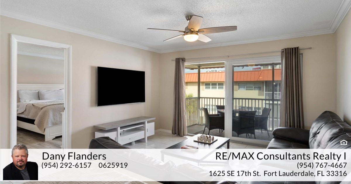 2097 S Ocean Dr apt 403, Hallandale Beach, FL 33009